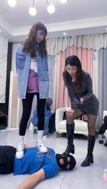 【麋鹿银儿】double S Amateur Internet Celebrity Sneakers And White Socks Tramplesuffocate